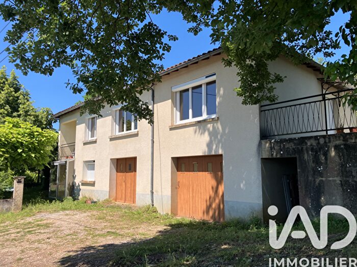 Maison 5 pièces à Couze-et-Saint-Front, à vendre