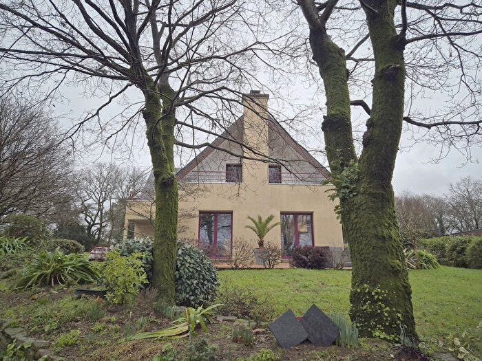 Maison à vendre - Pluneret - 7 pièces - 4 chambres