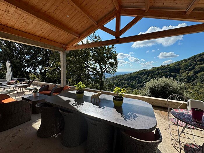 Maison à vendre - Canale-di-Verde - 4 pièces - 3 chambres