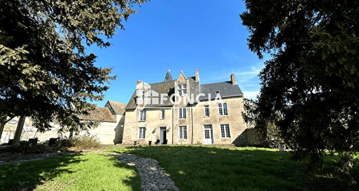 Maison à vendre - Coulans-sur-Gée - 7 pièces - 5 chambres