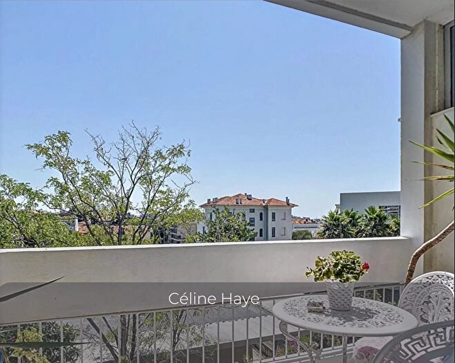 Appartement à vendre - Cannes, Californie Pezou - 2 pièces - 1 chambre