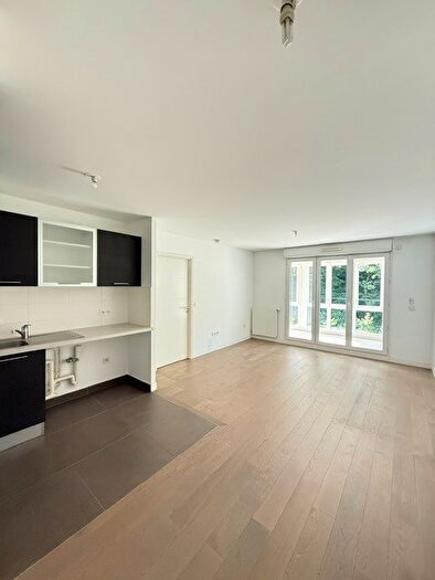 Saint-Maurice, Gravelle, Hôpital - Appartement 2 pièces à vendre