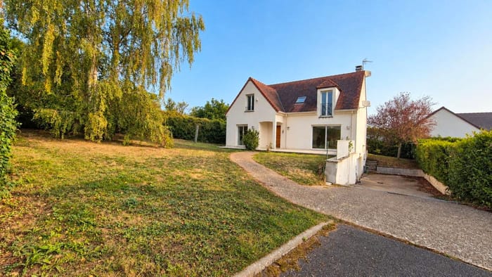 Maison 6 pièces à louer à Aigremont