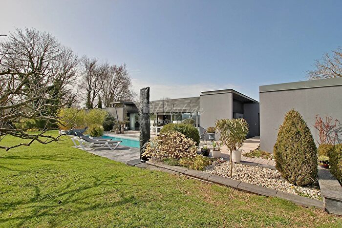 Maison à vendre - Les Abrets - 6 pièces - 3 chambres