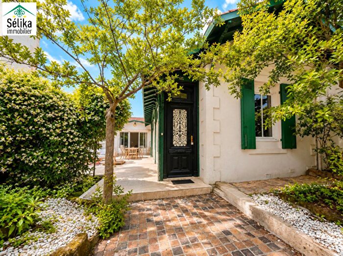 Maison 5 pièces à Arcachon, Centre-ville, La Chapelle, Gare, à vendre