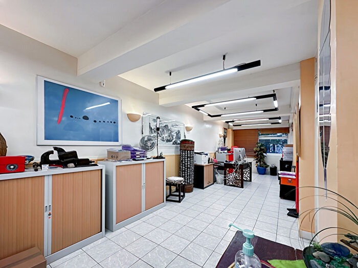 Appartement à vendre - Paris e , Lorette, Martyrs - 3 pièces - 2 chambres