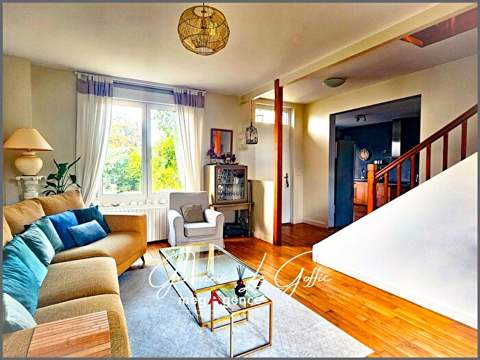 Maison 4 pièces à Ploubezre, à vendre