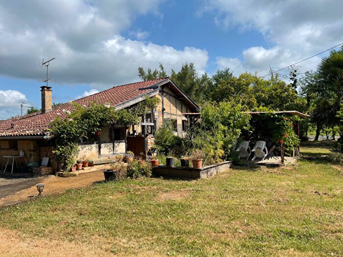 Maison à vendre - Castelnau-Chalosse - 4 pièces - 2 chambres