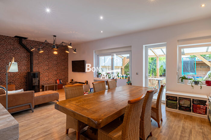 Maison 7 pièces à Montois-la-Montagne, à vendre