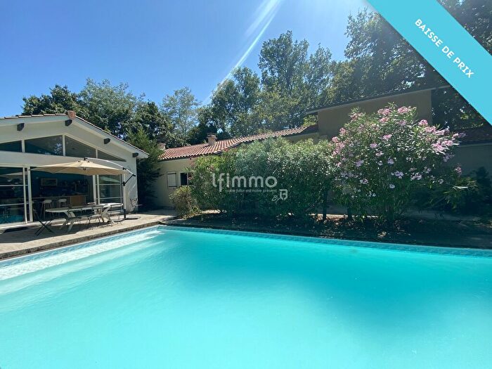 Maison à vendre - Arsac - 6 pièces - 4 chambres