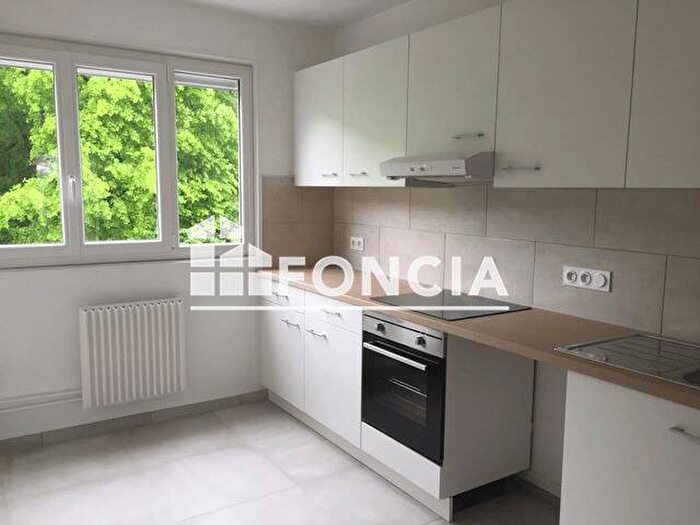 Appartement à louer - Neuville-sur-Saône - 3 pièces - 2 chambres