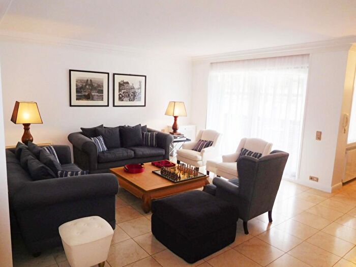 Appartement 5 pièces à Paris 16ème, Dauphine, à louer