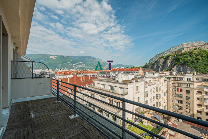Appartement 2 pièces à vendre - Grenoble, Centre-ville