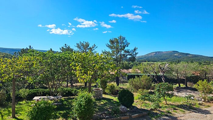 Maison à vendre - Forcalquier - 8 pièces - 5 chambres