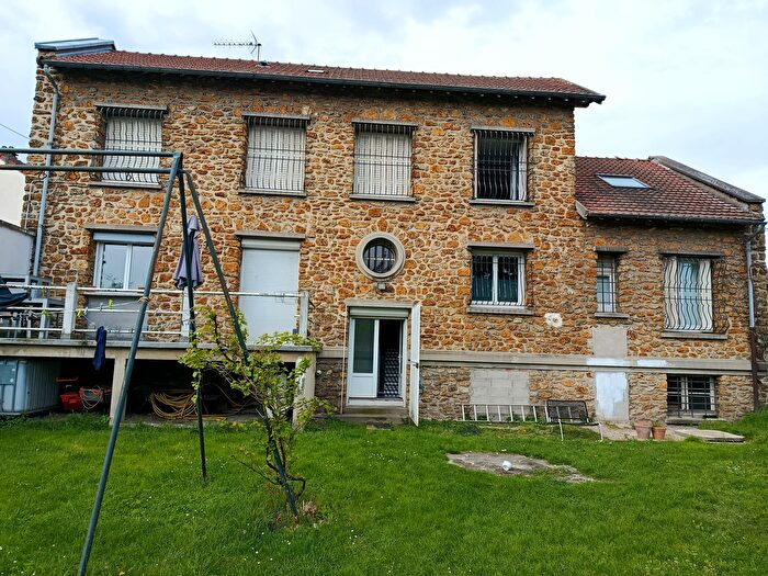 Argenteuil, Centre-ville : Maison 5 pièces à vendre