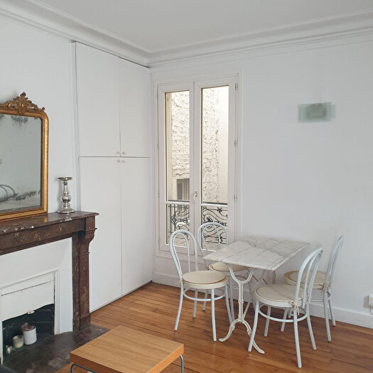 Appartement à vendre - Paris e , La Fourche, Guy Moquet - 2 pièces - 1 chambre