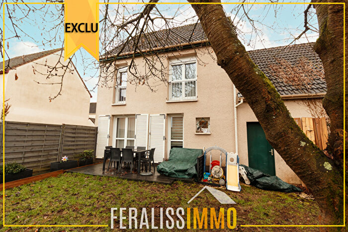 Maison à vendre - Jouy-le-Moutier, Bourseaux, Noyer, Eguérets, Temps-Perdu - 4 pièces - 3 chambres