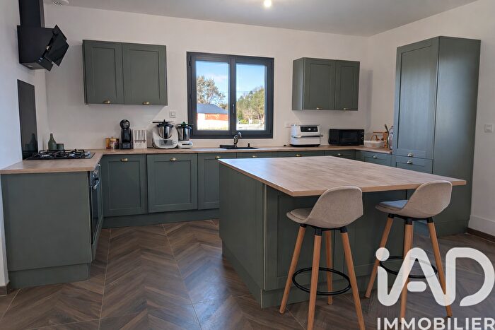 Maison à vendre - Saint-Seurin-sur-lIsle - 5 pièces - 3 chambres