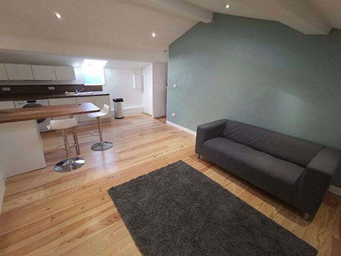 Appartement à louer - Montpellier - 3 pièces - 2 chambres