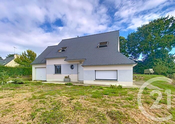 Maison à vendre - Plouvara - 6 pièces - 4 chambres