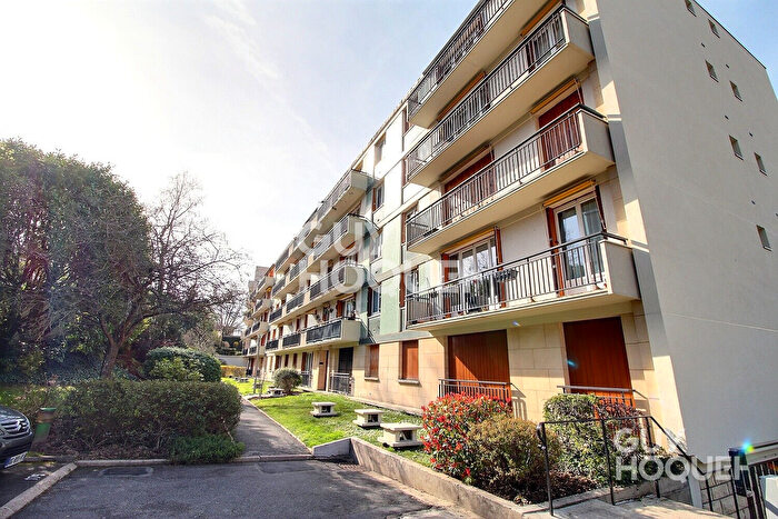 Appartement à vendre - Chaville, Doisu - 4 pièces - 3 chambres