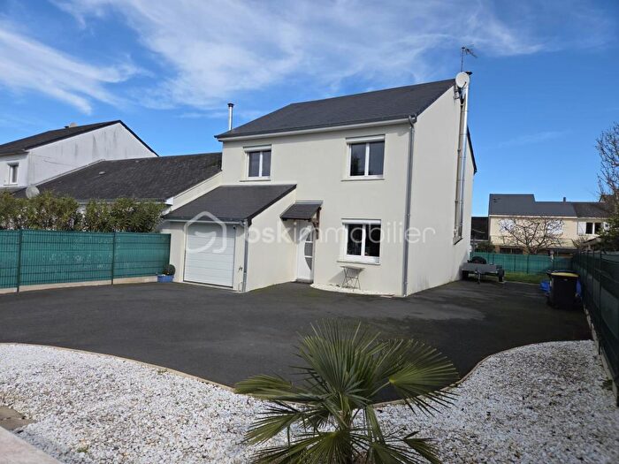 Maison à vendre - Luynes - 7 pièces - 5 chambres