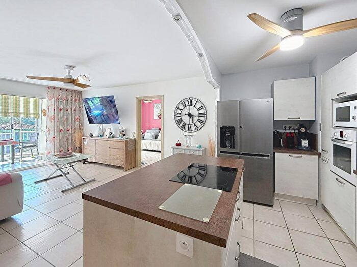 Appartement à vendre - Fréjus, Villeneuve - 3 pièces - 2 chambres