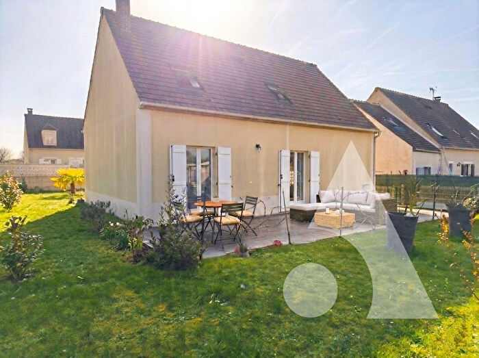 Maison à vendre - Nanteuil-le-Haudouin - 6 pièces - 4 chambres