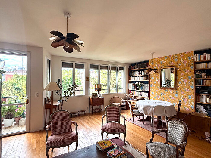 Colombes, Centre-ville : Appartement 4 pièces à louer