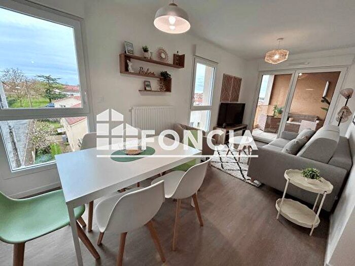 Appartement à louer - Centre Ville-Quartiers Nord et Ouest, Montaigu - 2 pièces - 1 chambre