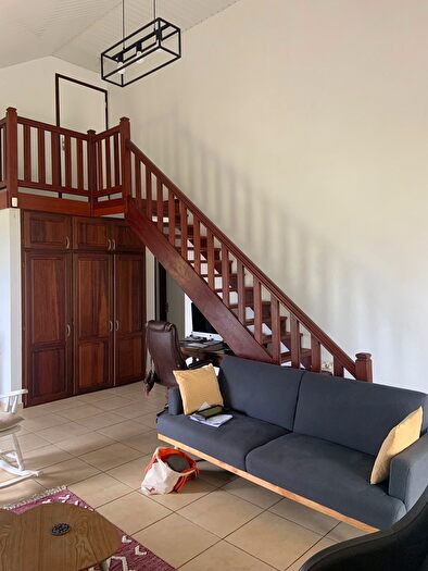 Maisons à vendre et appartements à louer - 1