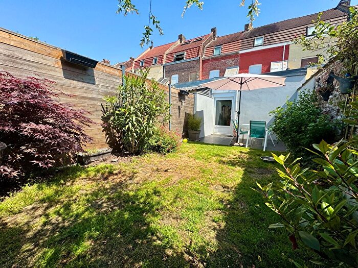 Croix, Centre-ville : Maison 5 pièces à vendre