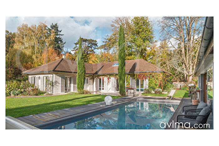 Maison à vendre - Létang-la-Ville - 8 pièces - 4 chambres