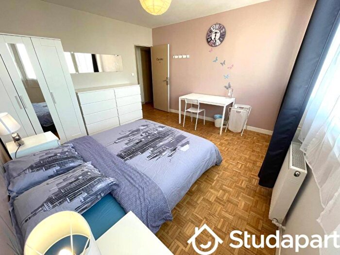 Appartement à louer - Cusset, Villeurbanne - 1 pièce - 1 chambre