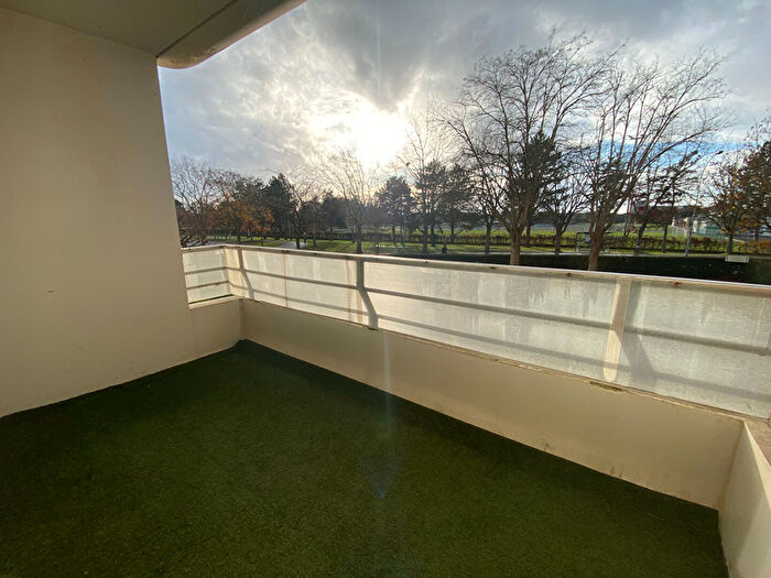 Appartement à louer - Les Ponts-de-Cé - 4 pièces - 3 chambres