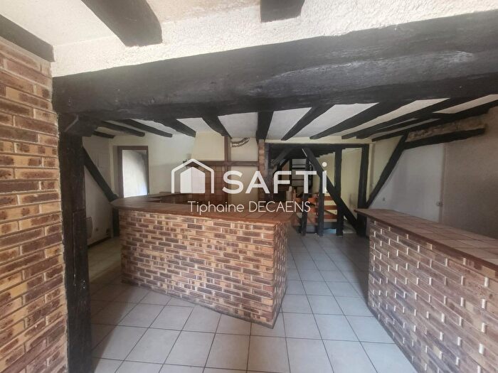 Maison 6 pièces à Château-Renault, à vendre