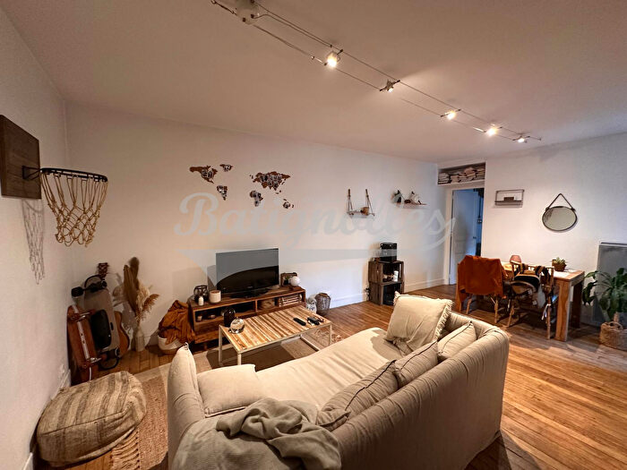 Appartement à vendre - Paris e , Grandes Carrières, Clichy - 2 pièces - 1 chambre