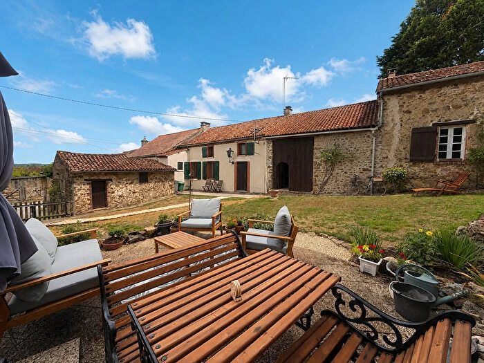 Maison 9 pièces à vendre à Magnac-Laval