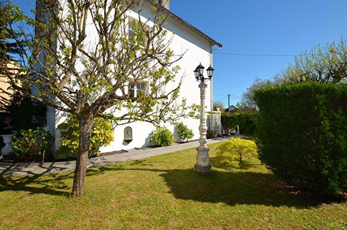 Sainte-Geneviève-des-Bois, Georges Pitard : Maison 8 pièces à vendre