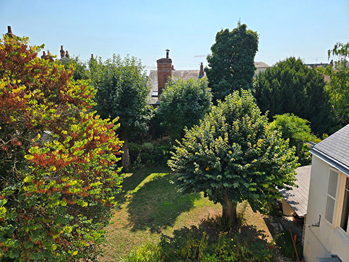 Maison à vendre - Orléans, Bannier, République - 11 pièces - 8 chambres