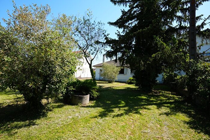 Sainte-Livrade-sur-Lot - Maison 5 pièces à vendre