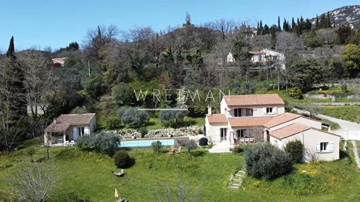 Maison à vendre - Bargemon - 5 pièces - 4 chambres