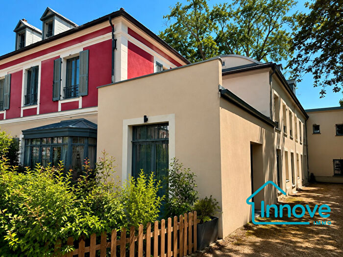 Appartement 1 pièce à louer à Saint-Germain-en-Laye, Alsace, Péreire