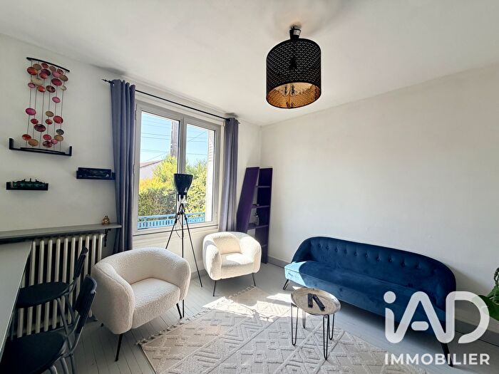 Fleury-les-Aubrais, Centre-ville, Lamballe : Maison 5 pièces à vendre