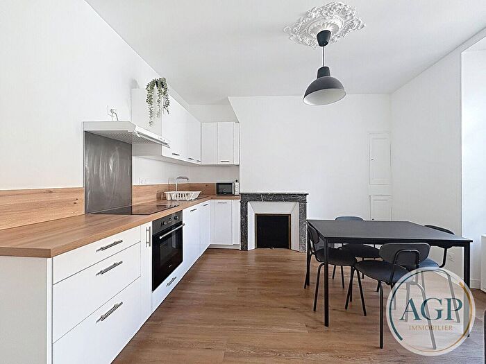 Appartement à louer - Carmes Sud, Orléans - 4 pièces - 3 chambres