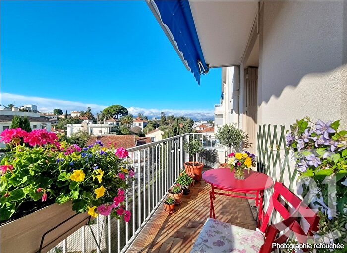 Appartement à vendre - Antibes, Antibes-les-Pins, Trianon, Le Fournel, Peyregoue - 3 pièces - 2 chambres