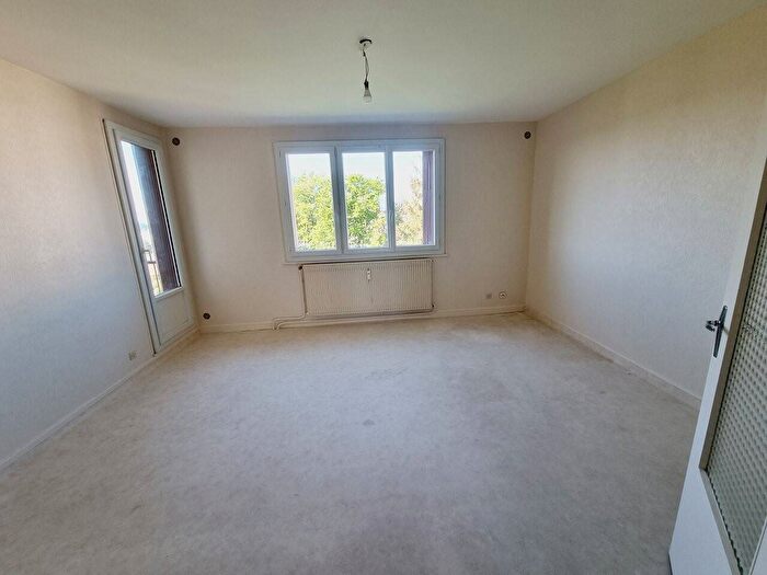 Appartement à louer - Pont-de-Chéruy - 3 pièces - 2 chambres