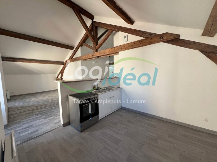 Appartement à louer - Thizy-les-Bourgs - 4 pièces - 3 chambres