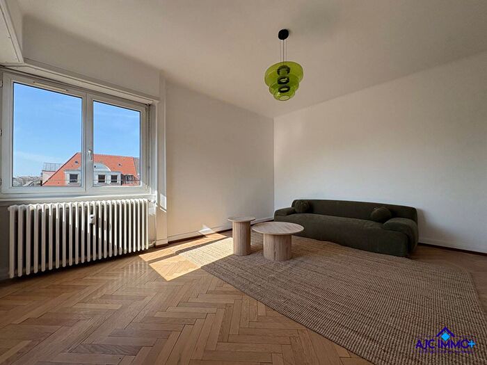 Appartement à louer - Strasbourg - 4 pièces - 2 chambres