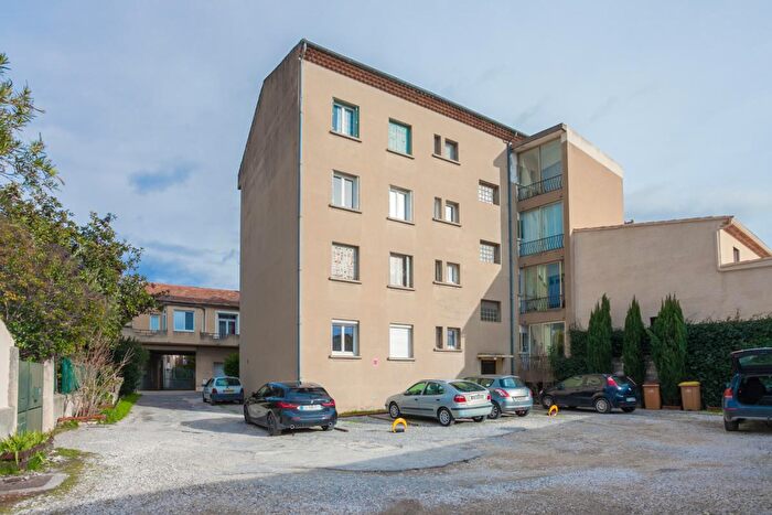 Appartement à louer - Cavaillon, Centre-ville - 4 pièces - 3 chambres